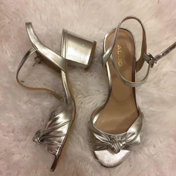 Aldo | Shoes | Aldo Silver Bow Sandals Size 7 | Poshmark